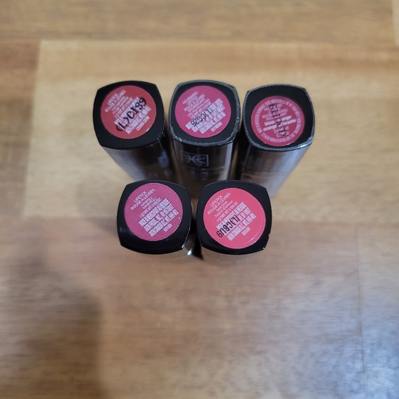 Avon | Makeup | Avon True Color Lipstick Bundle | Poshmark